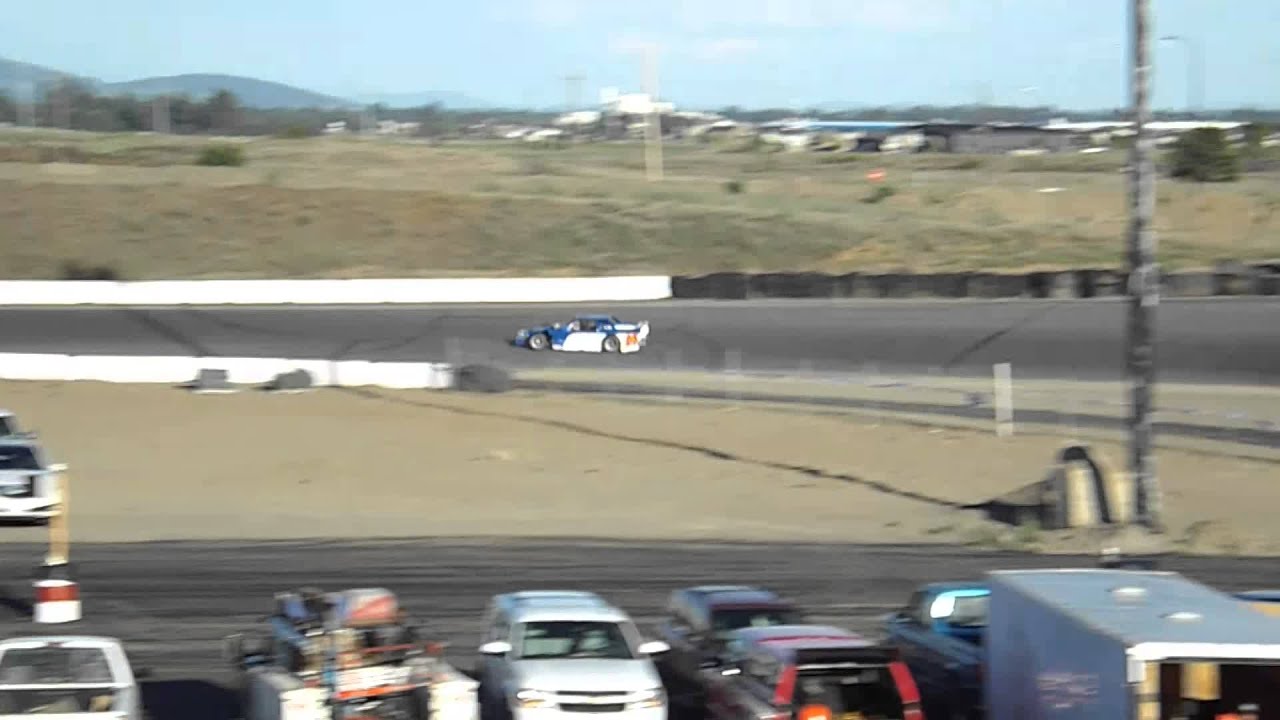 Shane Hesseltine Qualifying at Spokane County Super Oval - YouTube