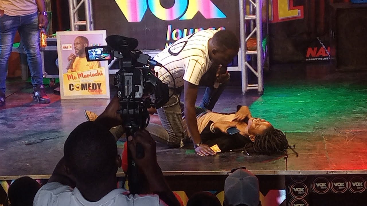 Mc Mariachi 2022 Comedy Omuwala Amwambunde Ku Stage Nga Agenda Mulya ...