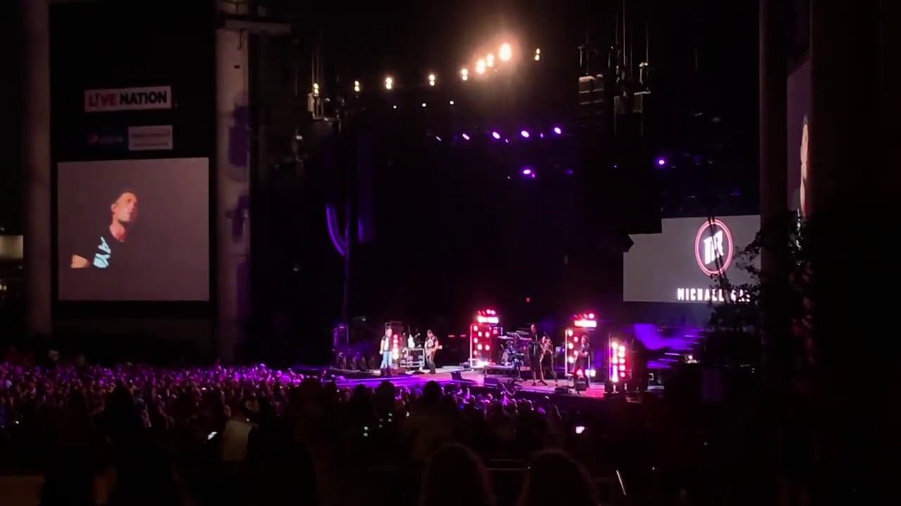 Michael Ray - Think A Little Less (Live) @ Midflorida Credit Union ...