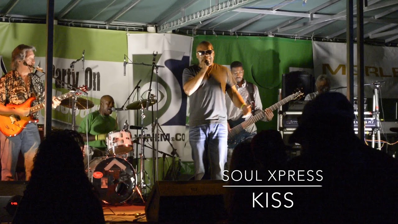 Soul Xpress featuring Lavel Jackson "Live" Part 3 - YouTube