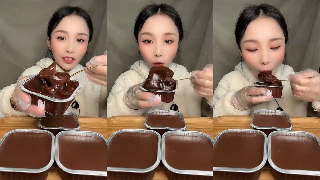 Mini Chocolate Lava 🍰 Dessert Mukbang ASMR Eating Sound - YouTube