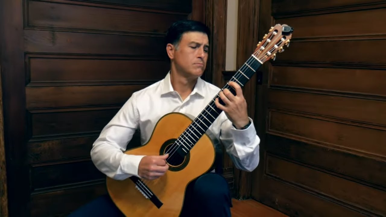 Julia Florida by Agustín Barrios Mangoré - Leonardo Garcia - YouTube