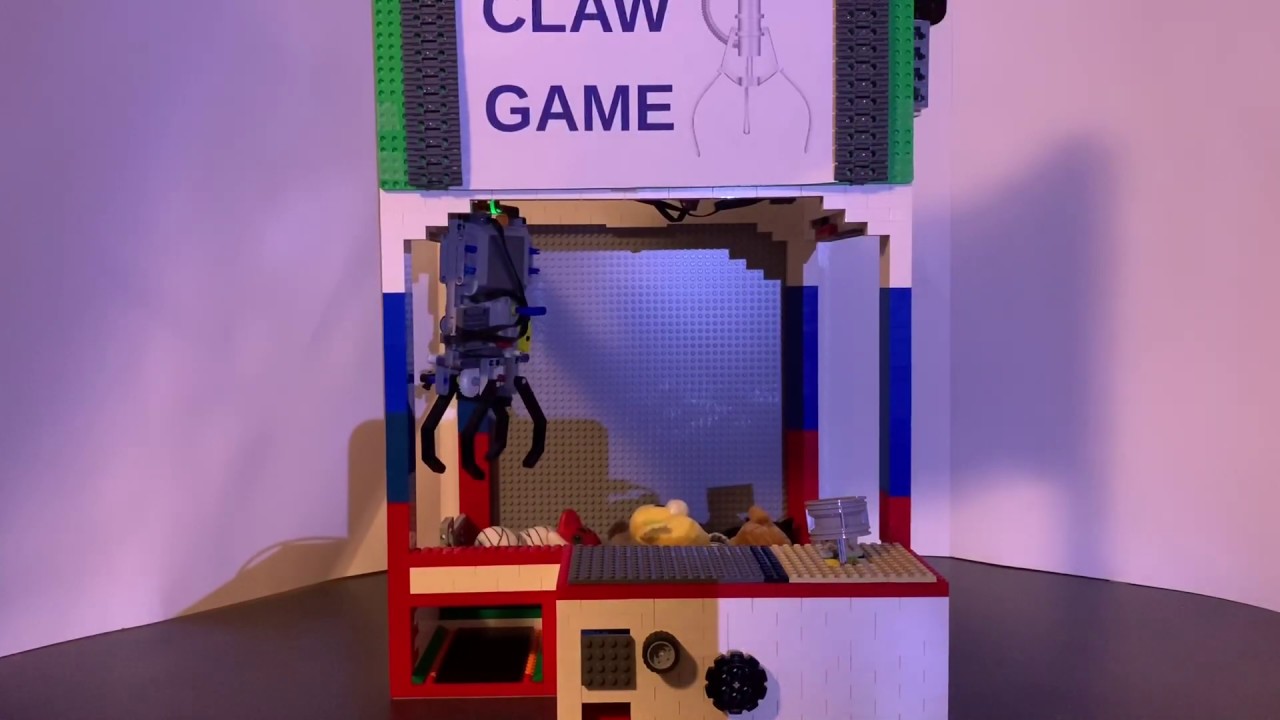 LEGO Claw Machine V3 - YouTube