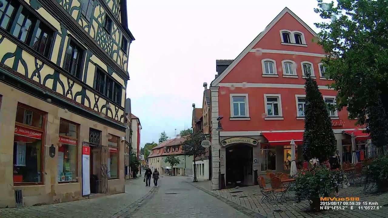 D: Kreisstadt Roth. Landkreis Roth. Fahrt durch die Stadt. August 2015 ...