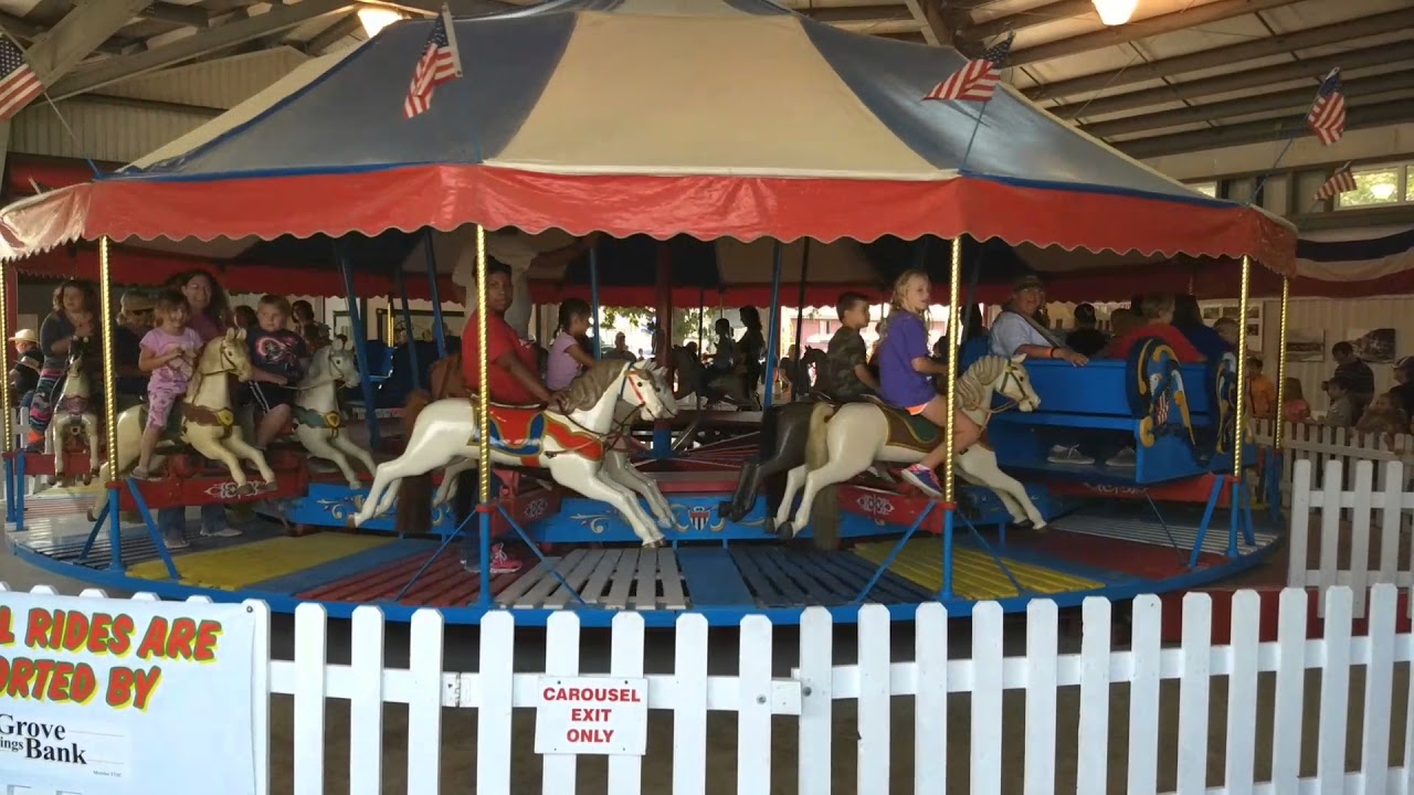 Midwest Old Threshers - Steam powered carousel - YouTube