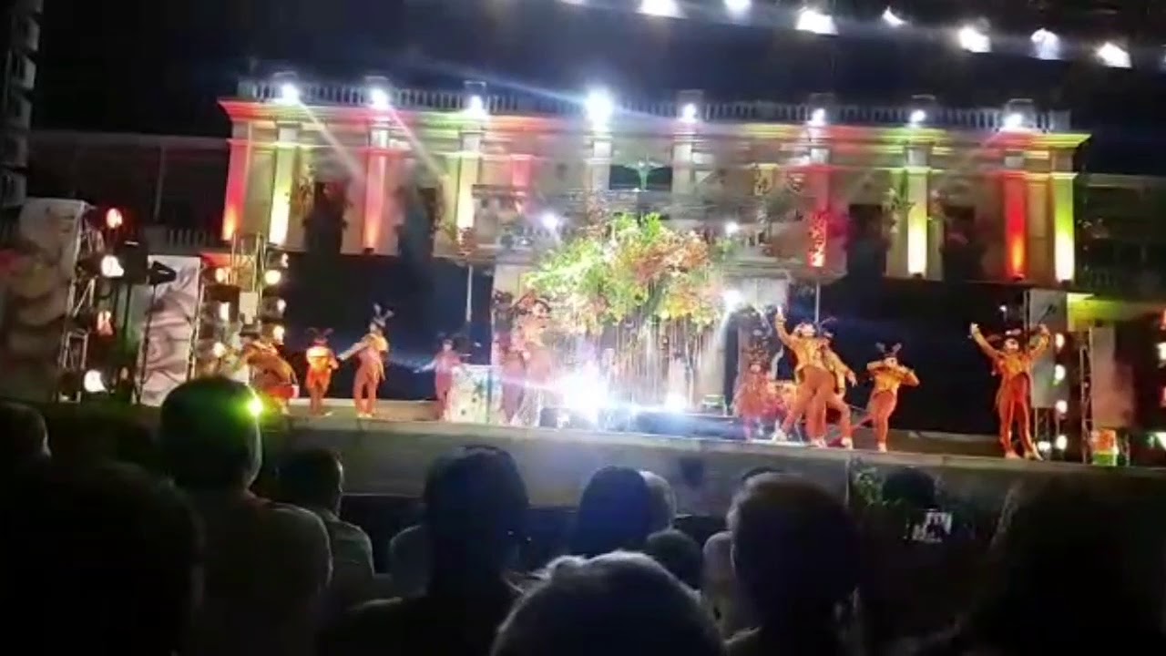 Parque Del Café- Show Del Café espectáculo de alumbrado - YouTube
