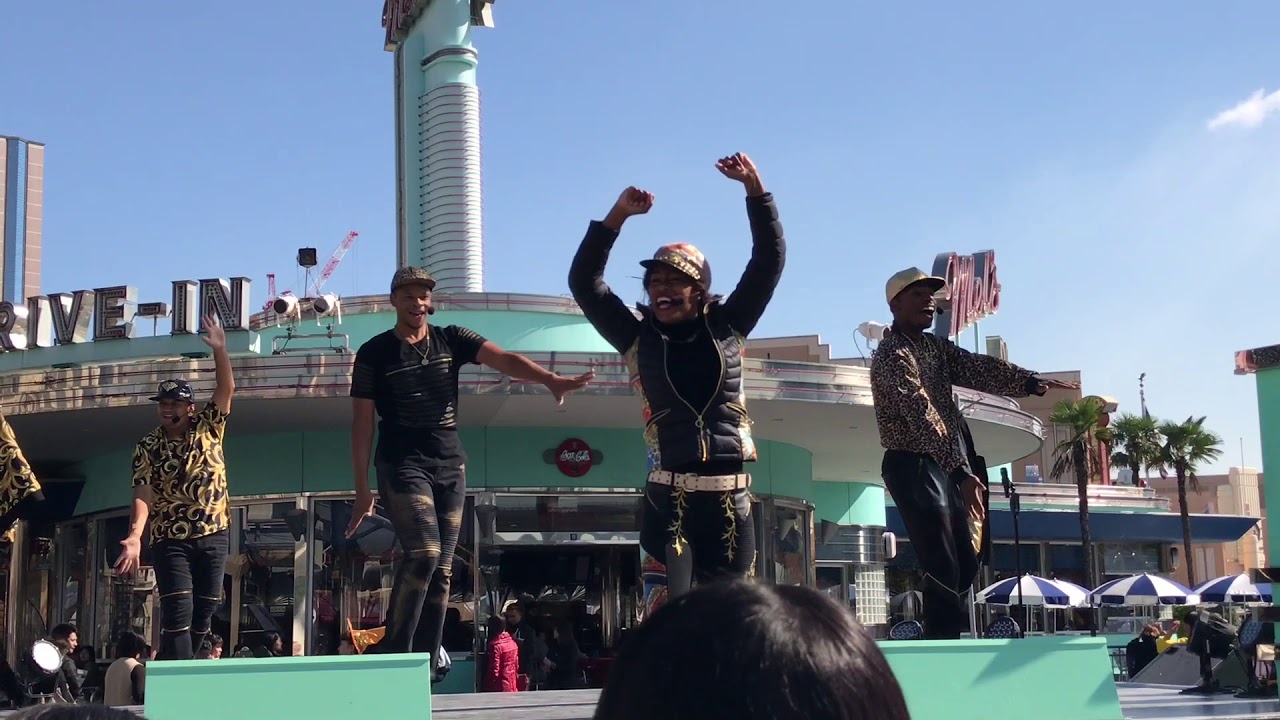 USJ R&Bザ•ボイス〜フルバージョン〜 2017/10/31（火）10:30 一回目 - YouTube