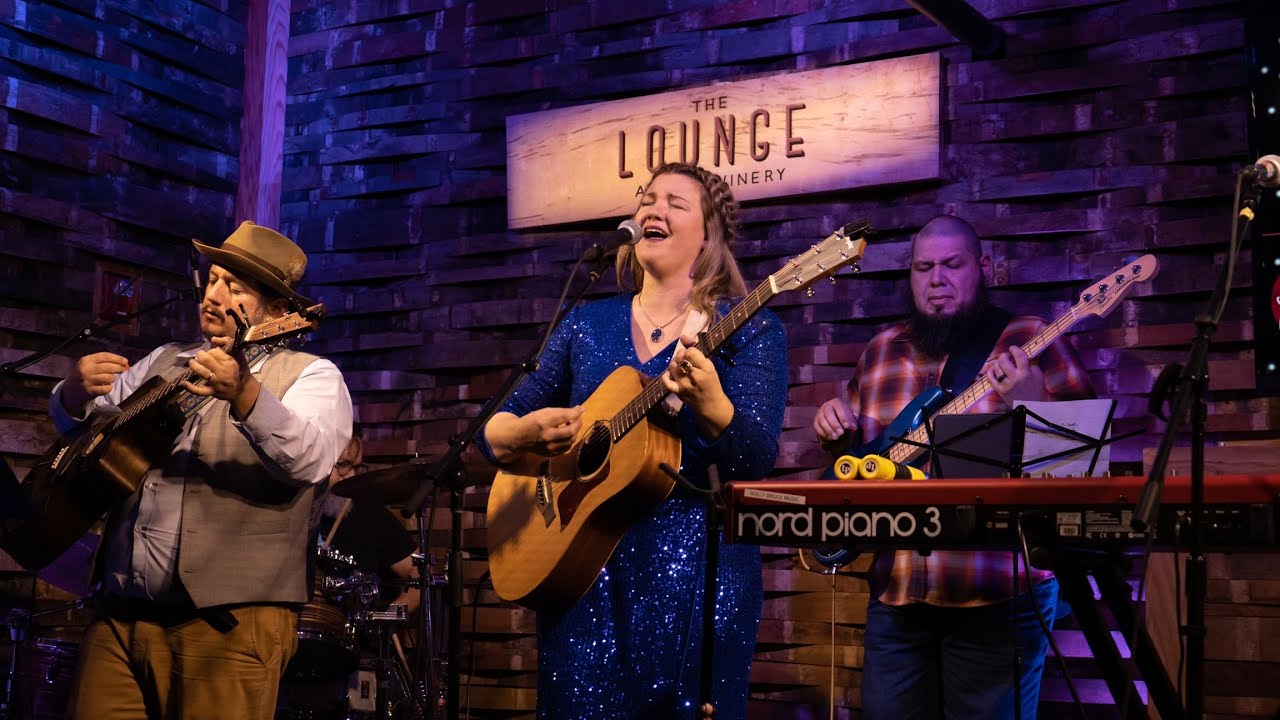 Holly Bruce “Echoes” Live October 2022 - YouTube