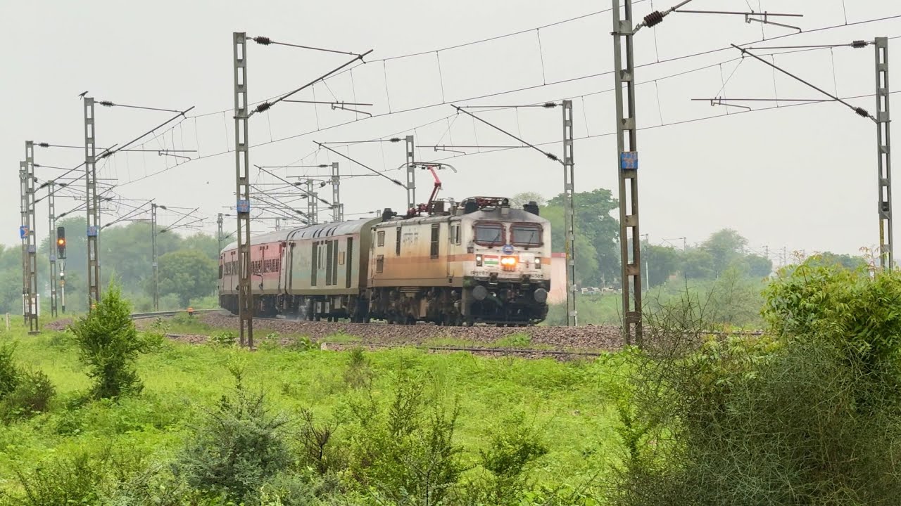 Marudhar Express // Indian Train in Monsoon - YouTube