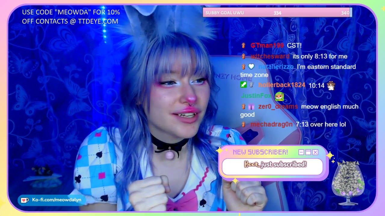 Meowdalyn HUG! - YouTube