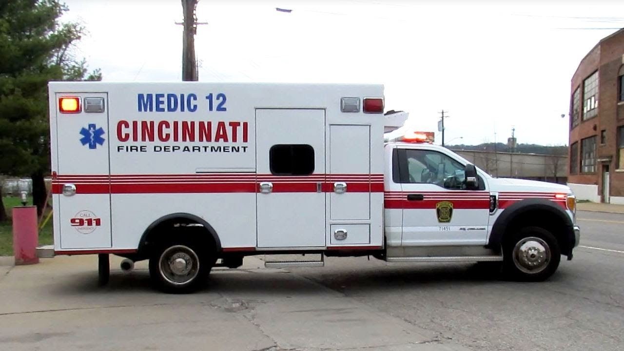 Cincinnati Medic 12 Responding - YouTube
