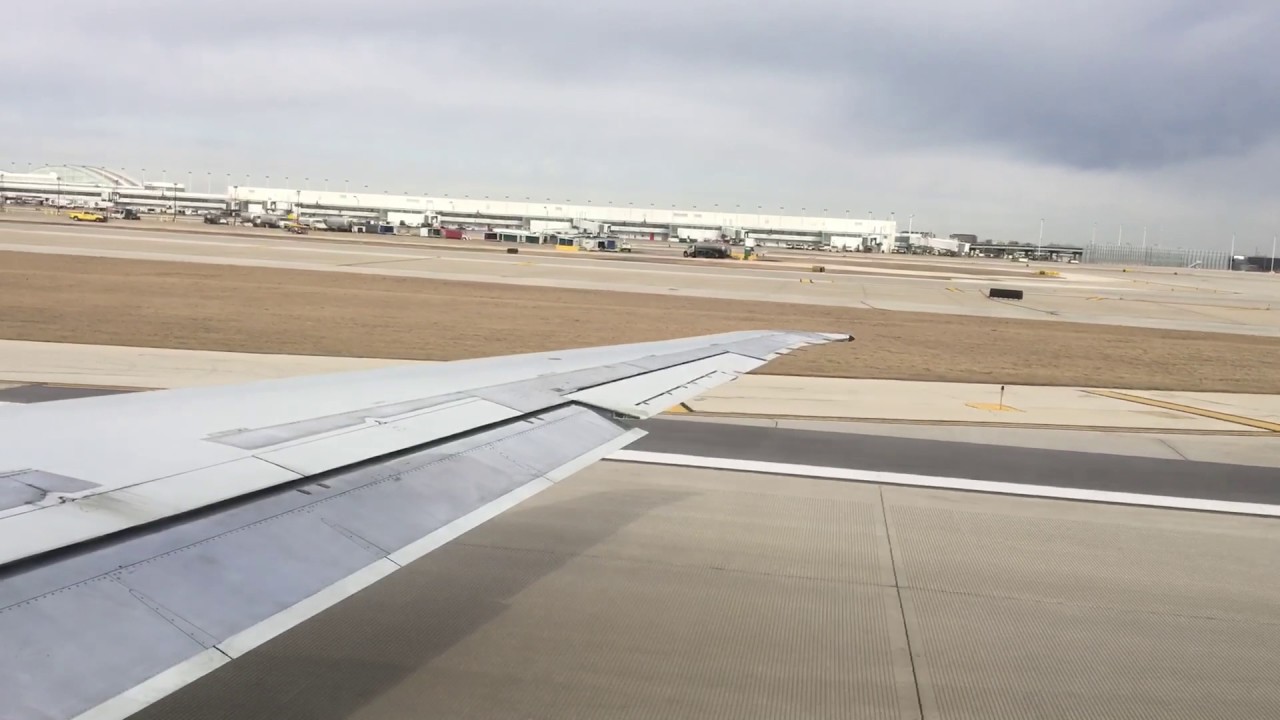 AA MD-83 N980TW ORD Bumpy takeoff - YouTube