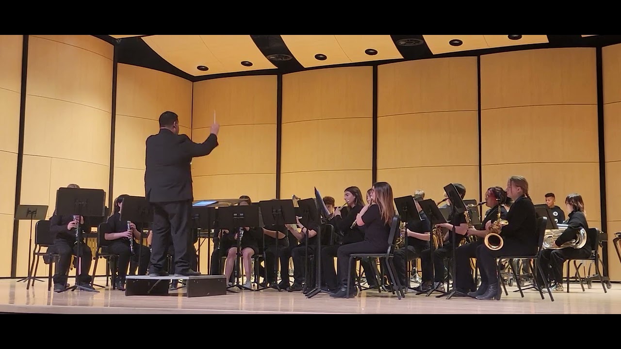 Edgewood Middle School Competition Band Performance - YouTube