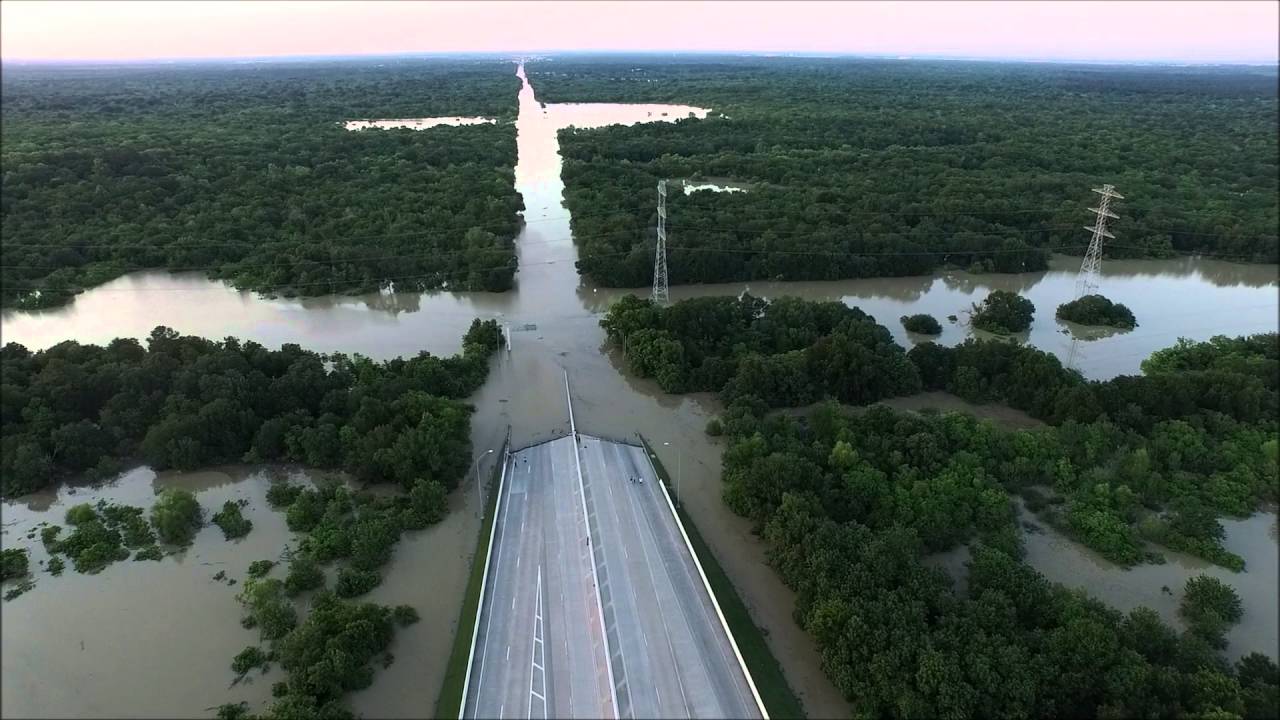 Hwy 6 & Addicks Spillway Houston Flood 2016 - YouTube