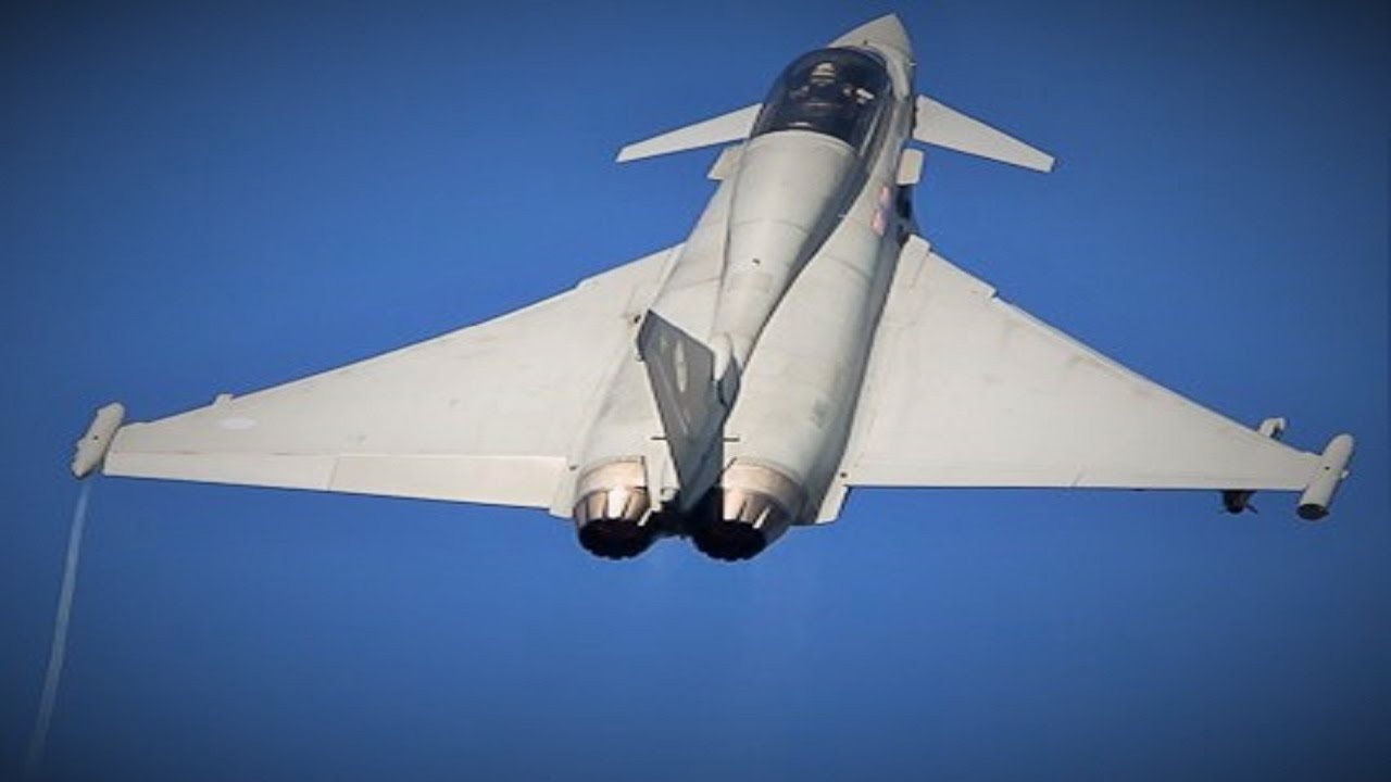 New Royal Saudi Airforce Typhoon goes vertical on take-off - YouTube