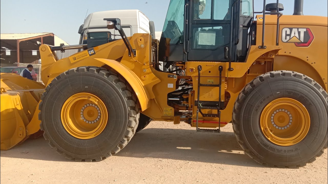 Bagong Wheel Loader 950GC Caterpillar - YouTube