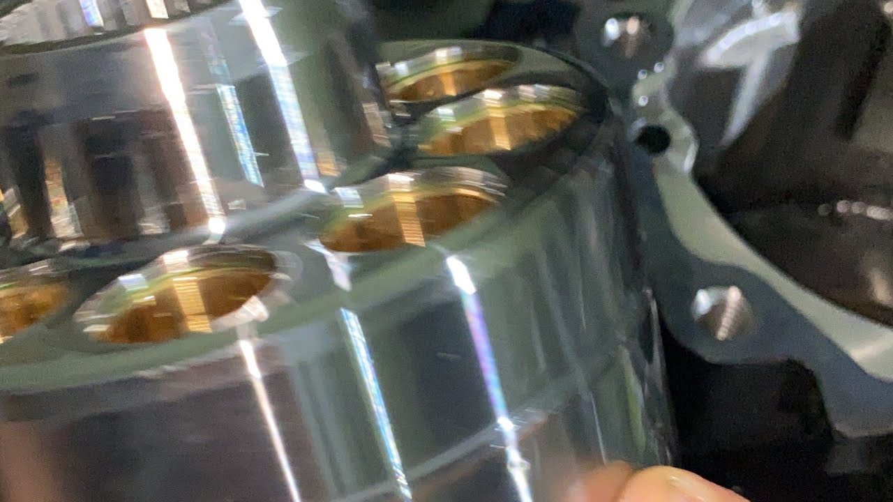 Hydraulic Swing motor Repair for JS 205 - YouTube