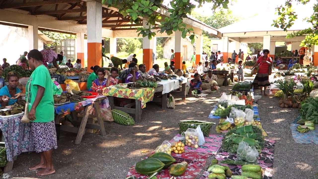 2014-02-14 Lenakel - trh | Market of Lenakel, Tanna, Vanuatu - YouTube