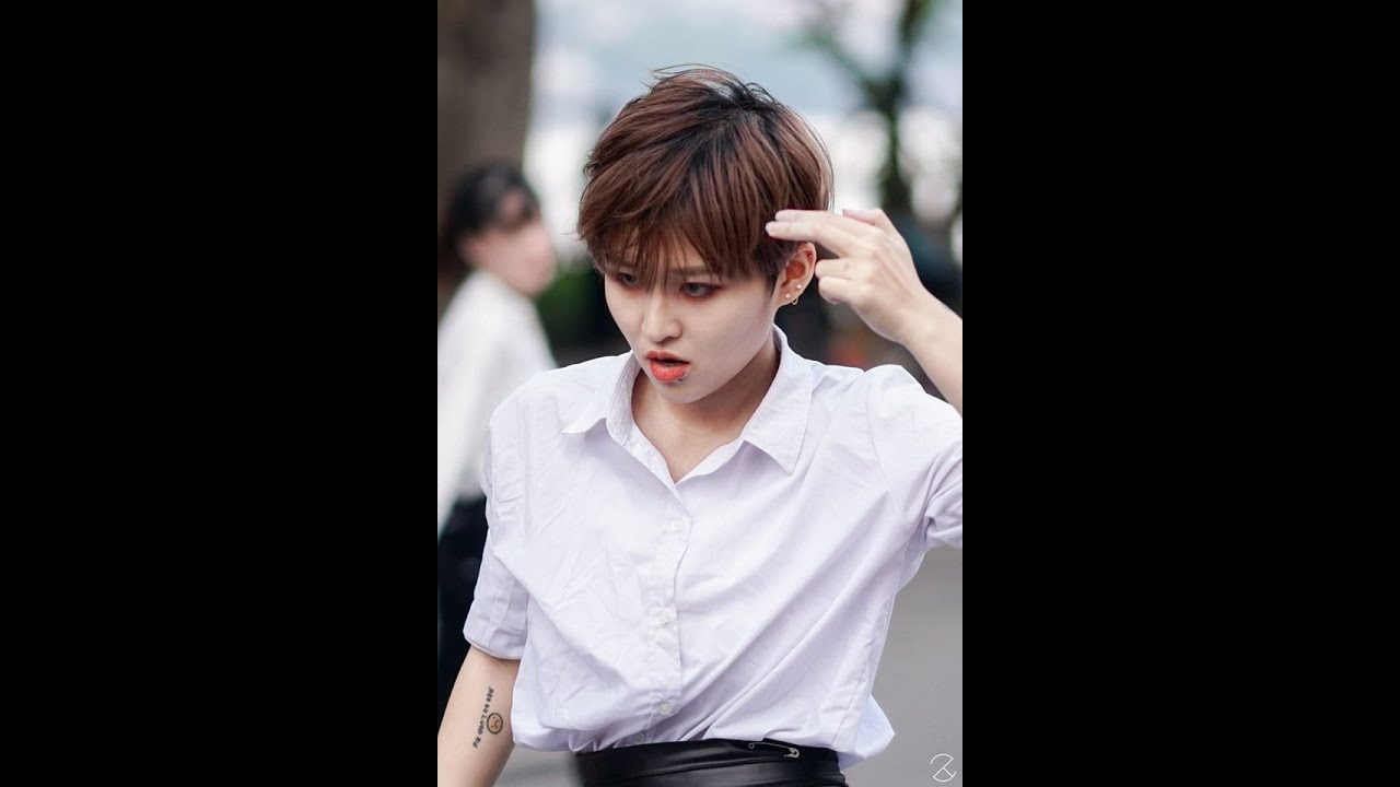 [Mingyu cover Focus] SEVENTEEN - Fear dance cover by 17CARATZ - YouTube