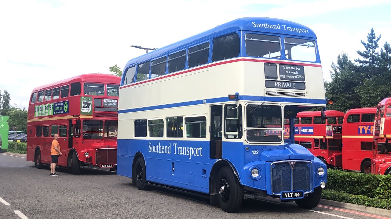 Routemasters Leaving Chiswick Business Park Routemaster at 70 Years ...