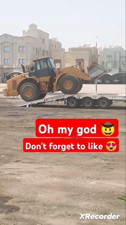 Watch the professionalism of the best front-end loader driver#short # ...