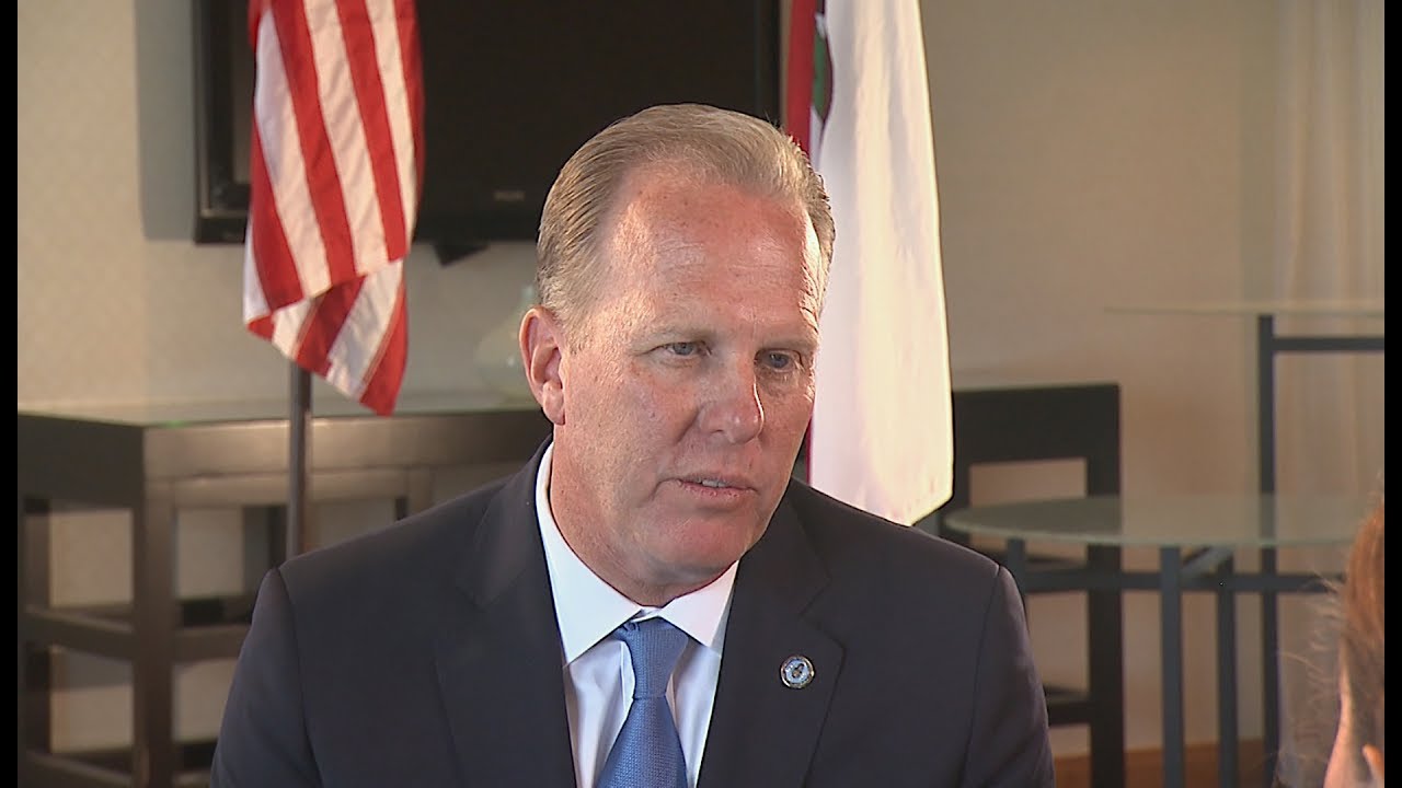San Diego Mayor Talks Border And Economy With KPBS - YouTube