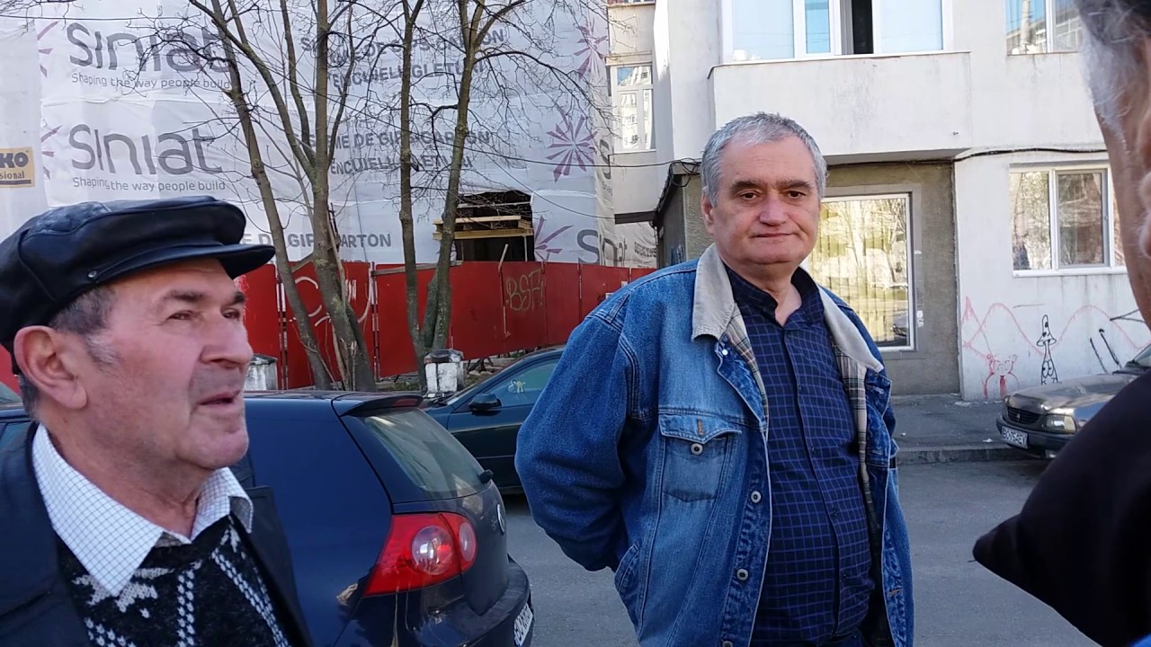 SCANDAL in centrul Bacăului, la blocul lui Viorel Rusu - YouTube