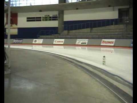 Arjen van der Kieft tegen Rintje Ritsma (Calgary, maart 2004).wmv