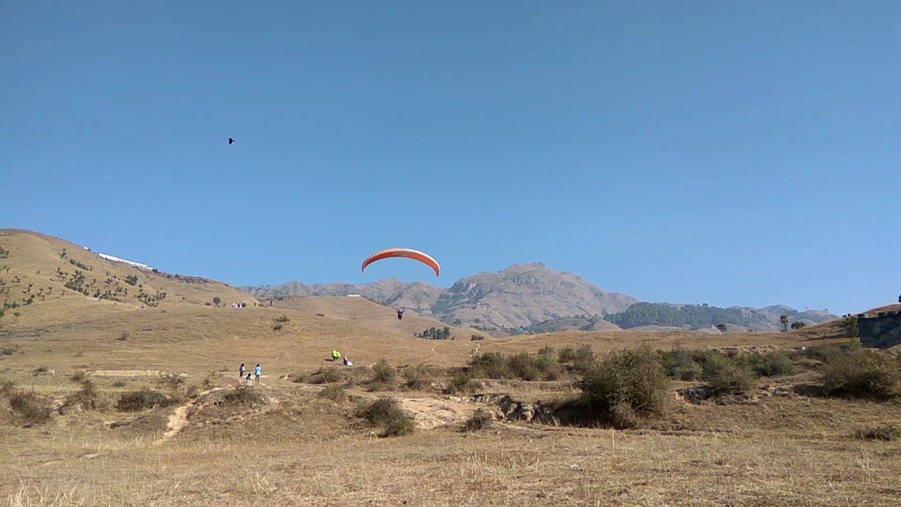 Paragliding landing - YouTube