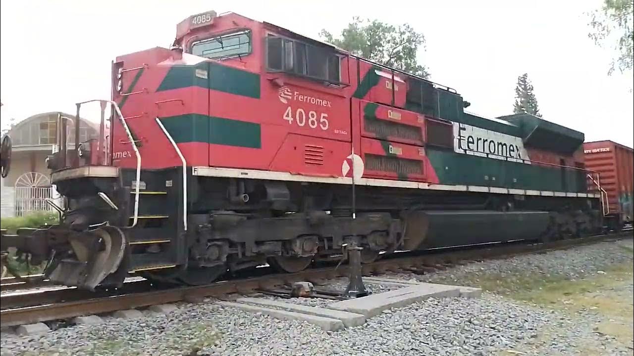 encuentro de trenes 🚂🚂 vito fxe🚂🦓 4689 mielero vs torreón fxe 🚂👹 4627 fxe 👹🚂 4077 fxe 🚂👹 3507 ...