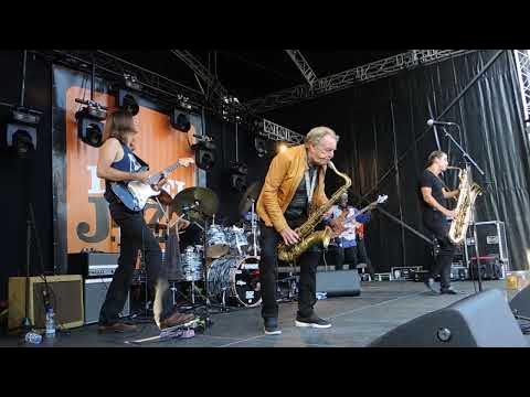 Hans Dulfer (Gorssel, IJsseljazz, 11-9-2022) - YouTube