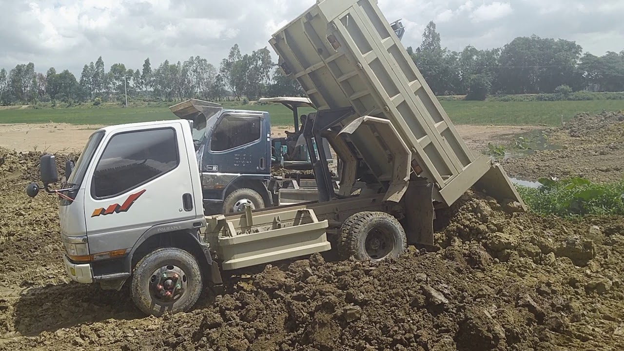 Track Loader and Loading Dumper Truck - YouTube
