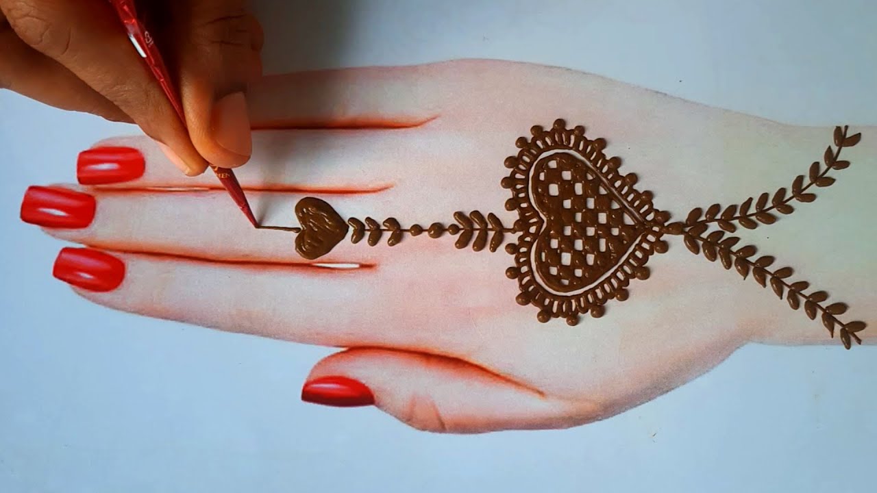 Heart Shape Mehndi Design. Beautiful Stylish Mehndi Design. Simple Easy ...