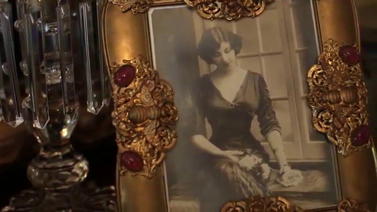 My Aunt - Doug Mauro shares about the antiques in Oak Hill Inn - YouTube