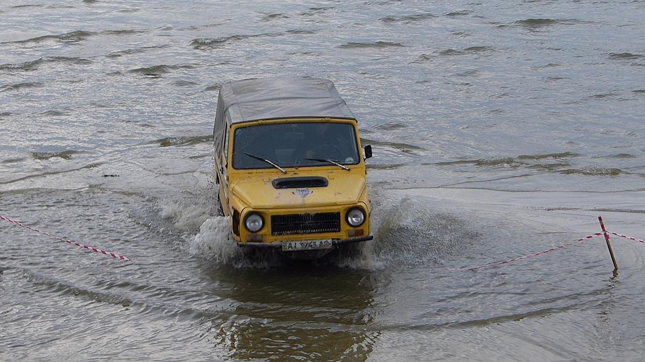 LUAZ OFFROAD 4X4 UKRAINE-JEEP ЖЖОТ 12 лет UAZ CLUB - YouTube