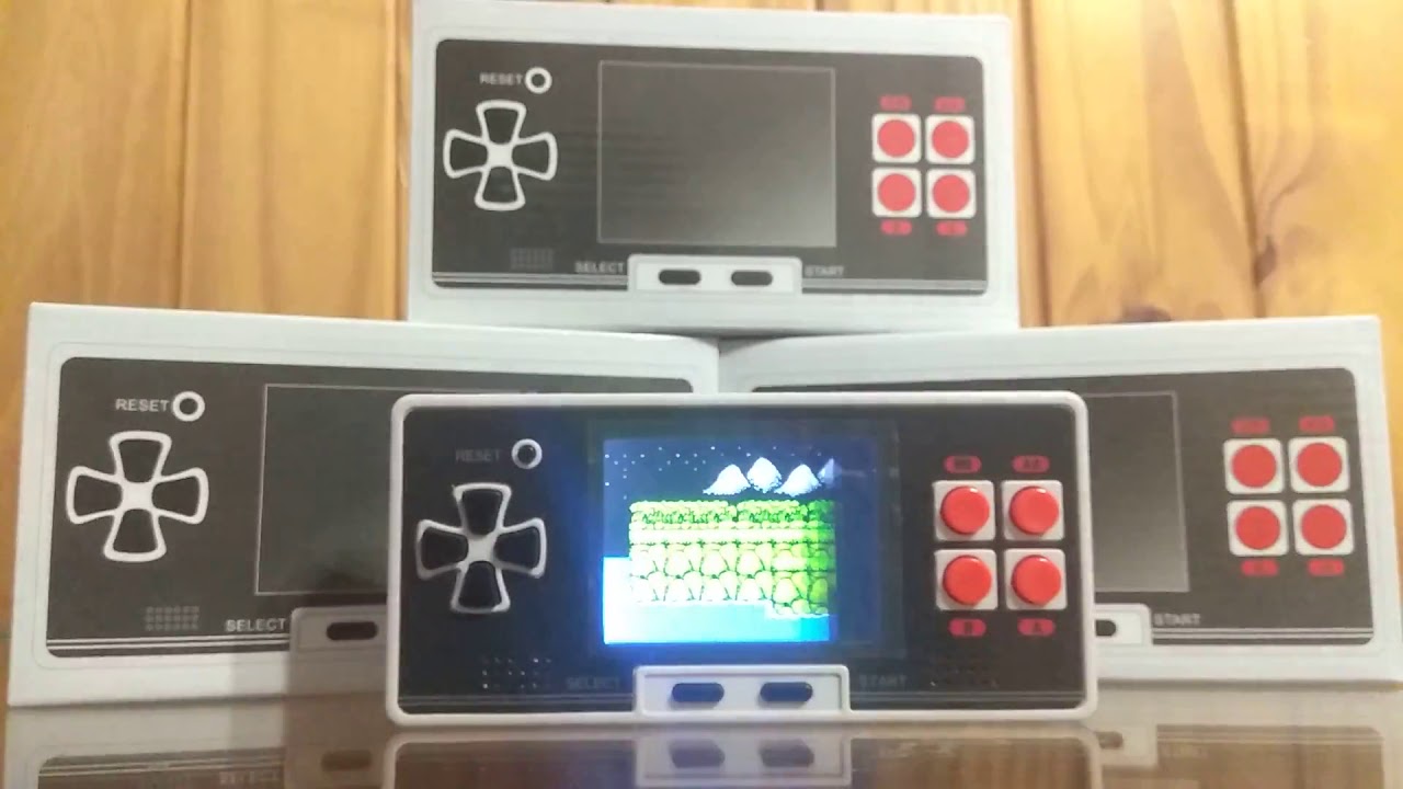 Nes pocket alien - YouTube
