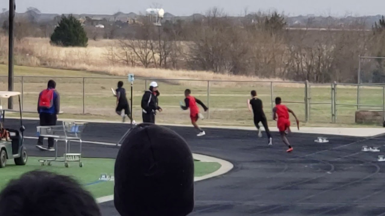 Terrell Furlough Middle School 7th grade boys 4x100 - YouTube