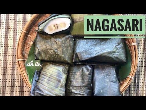 Kue Nagasari (Indonesian rice flour cake with banana) | Sih Iin - YouTube
