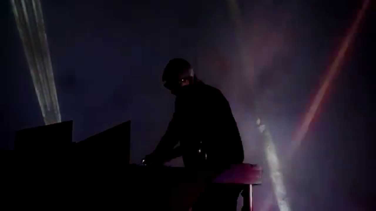 Kavinsky - ProtoVision (Live at Roskilde Festival, July 5th, 2014 ...