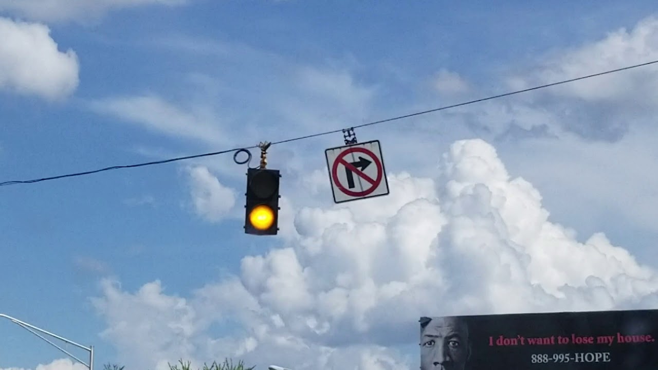 McCain Double Beacons - YouTube