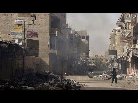 Suriye ordusu Kusayr'a bomba yağdırıyor