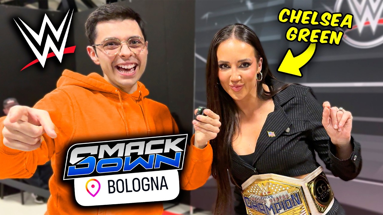 SMACKDOWN IN ITALIA 🇮🇹 La mia Esperienza in WWE a Bologna - YouTube