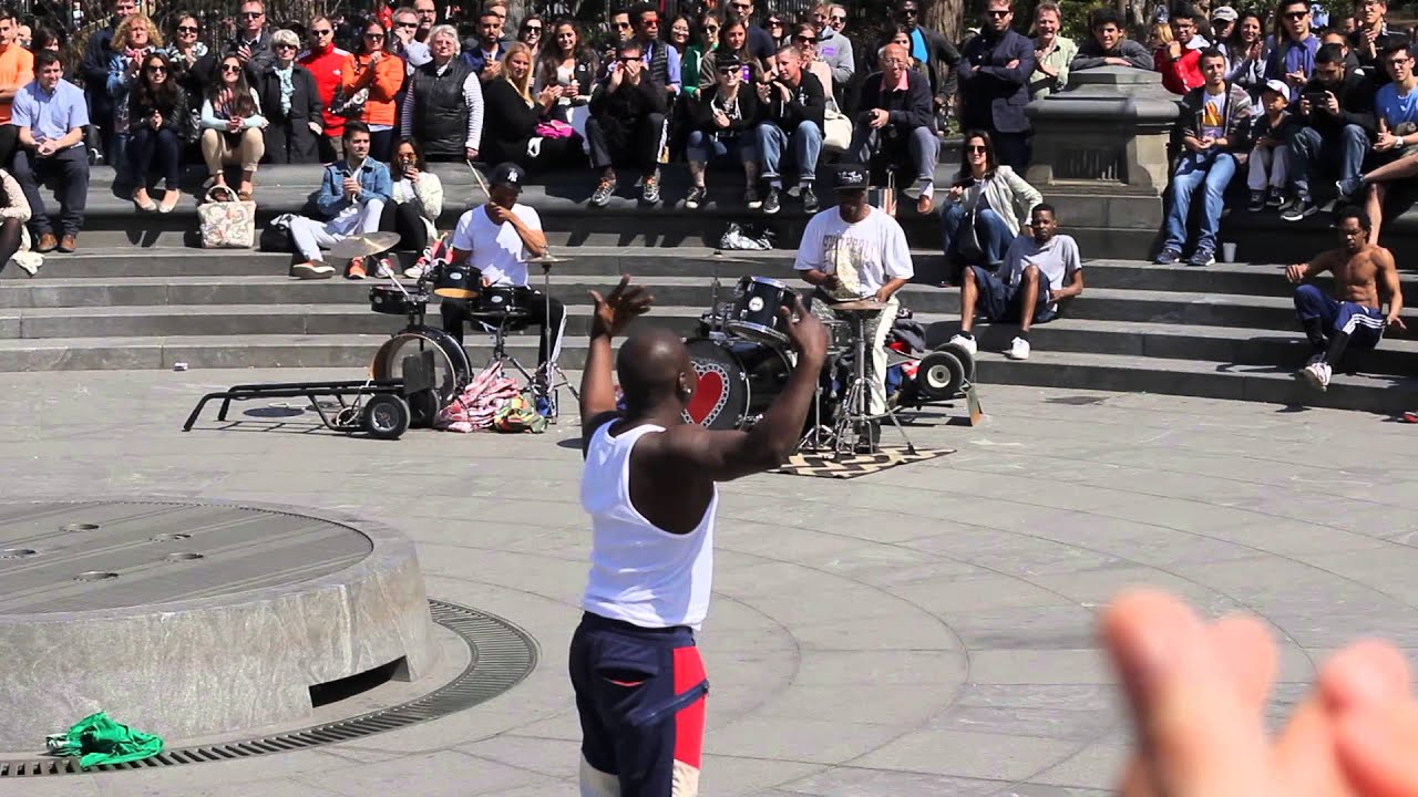 Street performers in Washington Square Park, NYC - YouTube