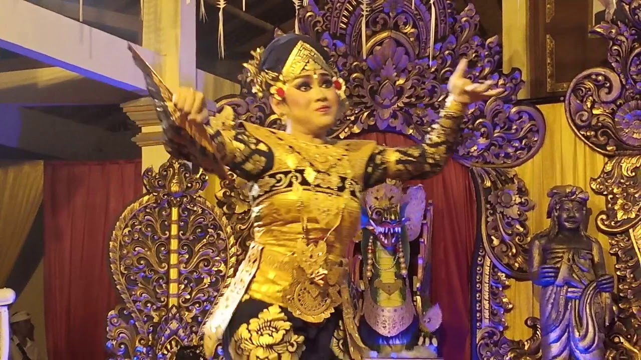 Tari Trunajaya oleh Sekha Gong Sebunan Jenggala Gora Yowana ...