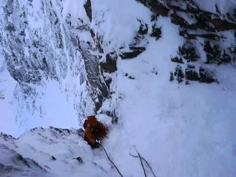 Point 5 gully at Ben Nevis - YouTube