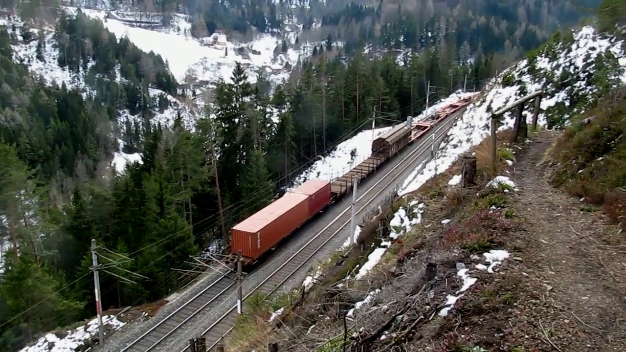 Semmeringbahn im Winter - YouTube