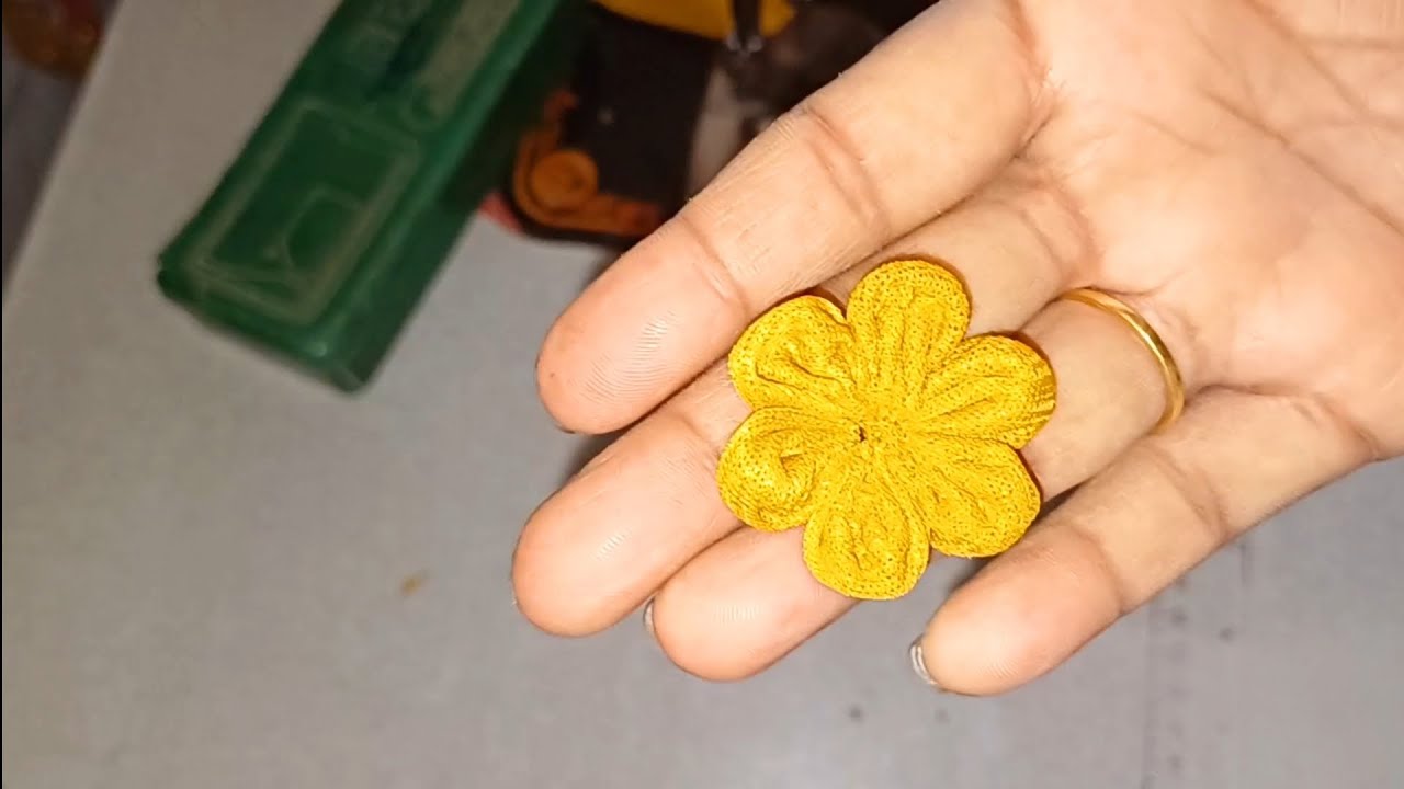 Amazing cloth Flowers Making in Easy Way 😍 video - YouTube
