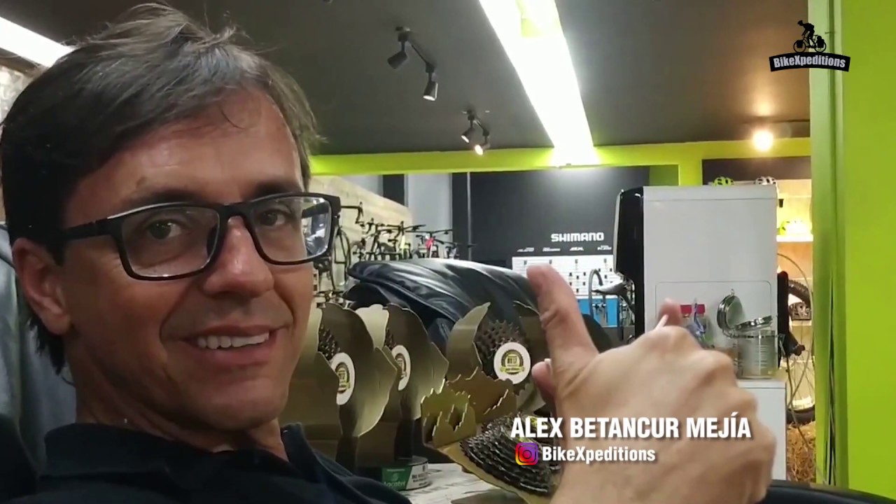 bikeXpeditions - Quien es Alex Betancur - YouTube