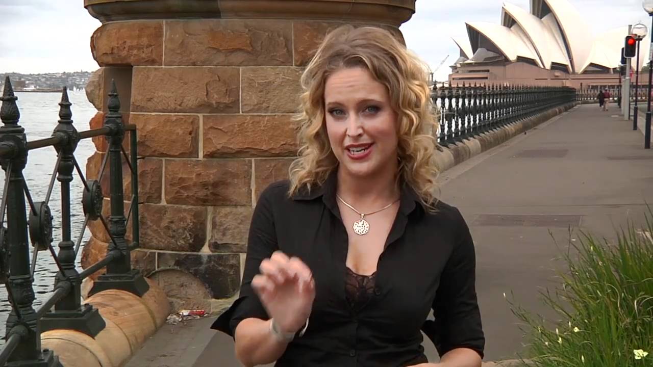 Ali Mutch on Sydney Harbour for Singlemalt TV - YouTube