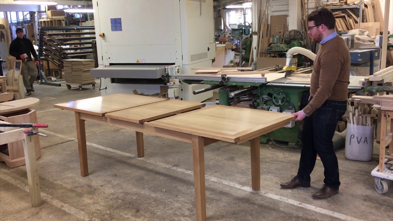 EL822 - Synchronised, Double Extending Dining Table - YouTube